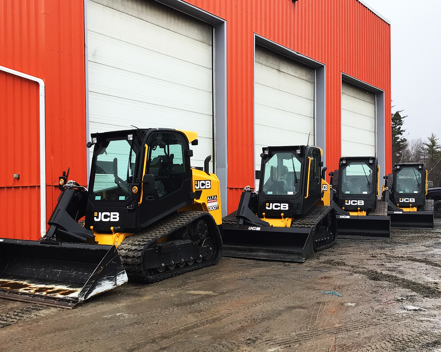 JCB tracked compact loaders (300T & 270T) have arrived | A.L.P.A ...