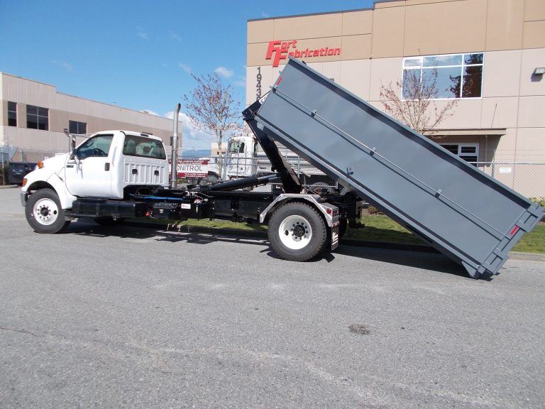 Roll On / Roll Off & Ampliroll Hooklift | Fort Fabrication