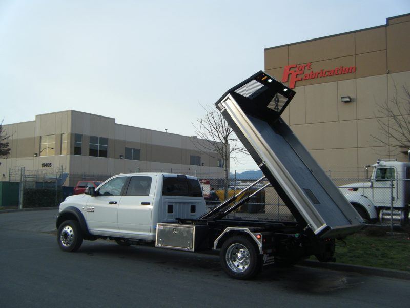 Roll On / Roll Off & Ampliroll Hooklift | Fort Fabrication